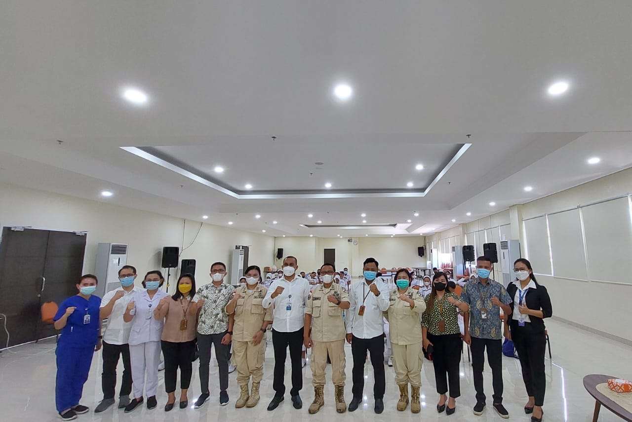 Akademi Keperawatan Rumkit Tk.III Manado